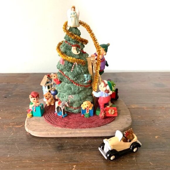 Hallmark | Holiday | Vintage Hallmark Trimming Santas Tree Display ...